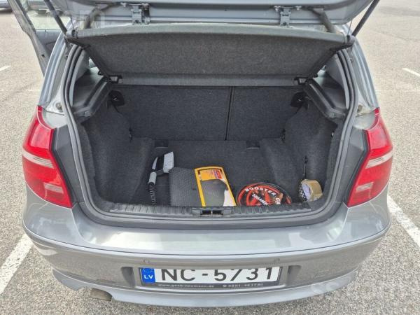 Grey BMW 118 2011 in Riga, with an engine capacity of 2.00 L and mileage of 99 thousand km for 5500 €, photo 7 on AUTOMOTO.COM.LV