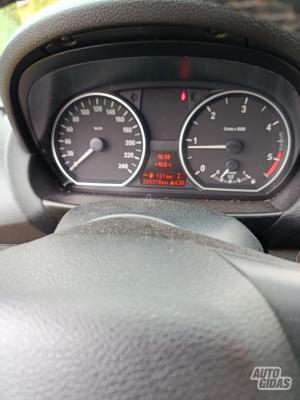 Grey BMW 118 2011 in Marijampole, with an engine capacity of 2.00 L and mileage of 305 thousand km for 2600 €, photo 5 on AUTOMOTO.COM.LV