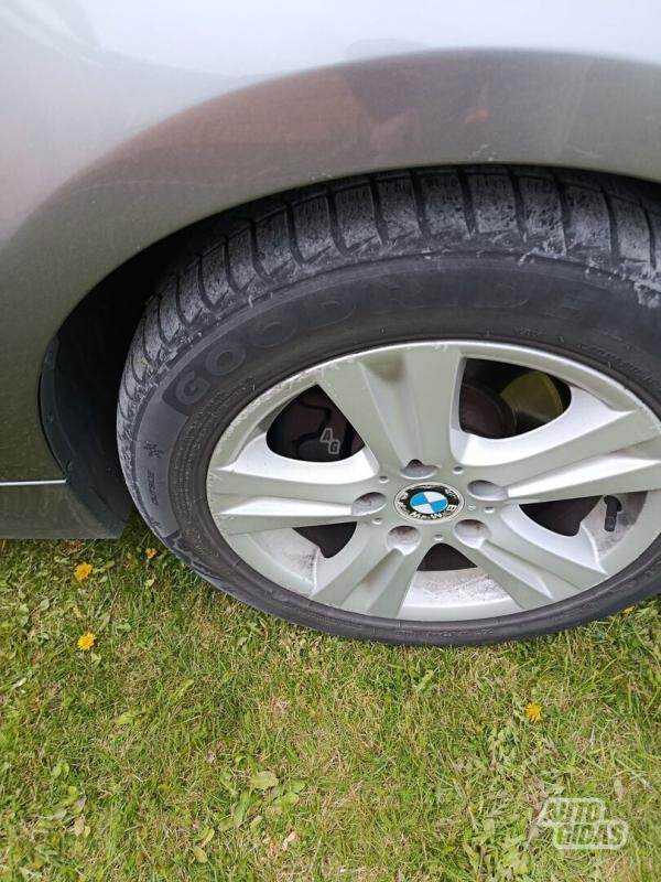 Pelēks BMW 118 2011 Marijampole, ar dzinēja tilpumu 2.00 L un nobraukumu 305 tūkst. km par 2600 €, foto 7 vietnē AUTOMOTO.COM.LV