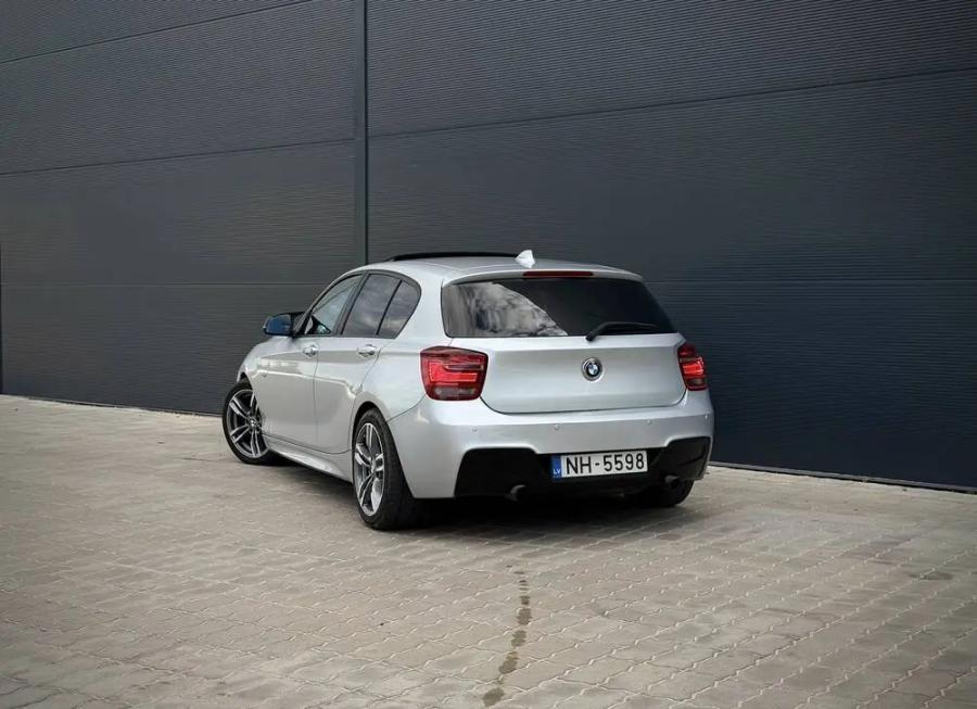 Pelēks BMW 118 2011 Rīga, ar dzinēja tilpumu 1.60 L un nobraukumu 181 tūkst. km par 5550 €, foto 4 vietnē AUTOMOTO.COM.LV