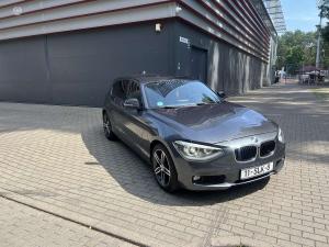Pelēks BMW 118 2011 Alīta, ar dzinēja tilpumu 2.00 L un nobraukumu 270 tūkst. km par 7250 €, foto 3 vietnē AUTOMOTO.COM.LV