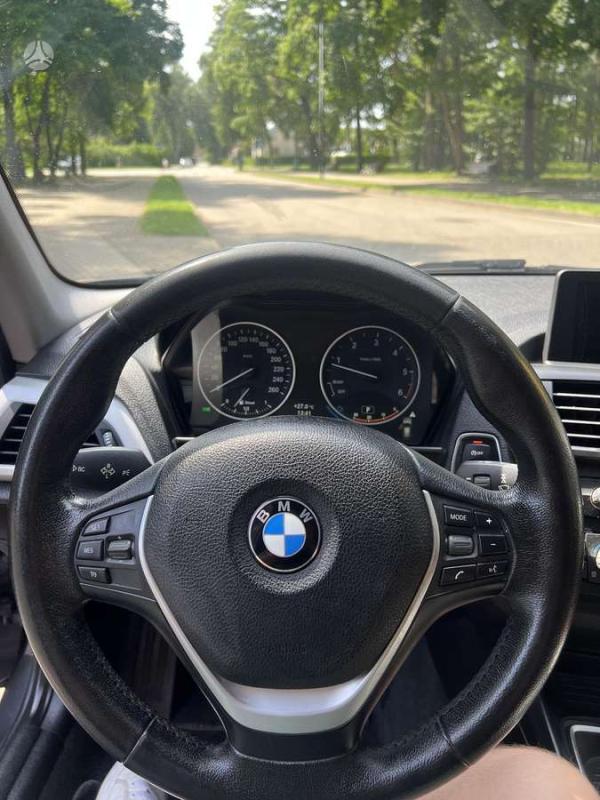Grey BMW 118 2011 in Alytus, with an engine capacity of 2.00 L and mileage of 270 thousand km for 7250 €, photo 8 on AUTOMOTO.COM.LV