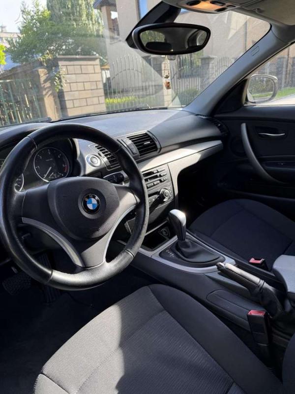 Pelēks BMW 118 2011 Kauņa, ar dzinēja tilpumu 2.00 L un nobraukumu 320 tūkst. km par 3950 €, foto 5 vietnē AUTOMOTO.COM.LV