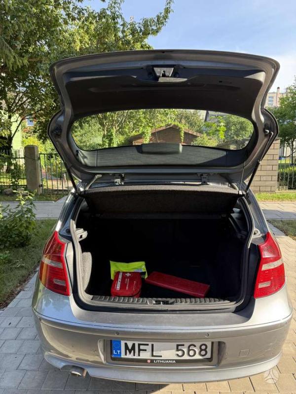 Pelēks BMW 118 2011 Kauņa, ar dzinēja tilpumu 2.00 L un nobraukumu 320 tūkst. km par 3950 €, foto 6 vietnē AUTOMOTO.COM.LV