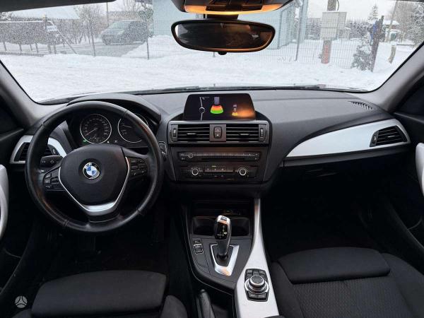 Grey BMW 118 2012 in Kaunas, with an engine capacity of 2.00 L and mileage of 330 thousand km for 6000 €, photo 9 on AUTOMOTO.COM.LV