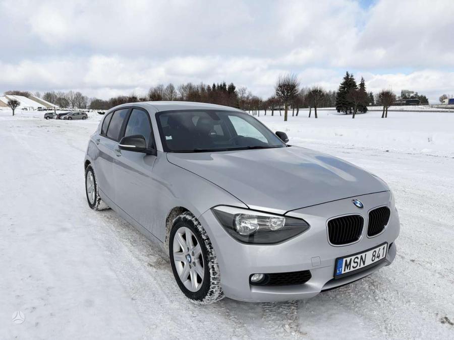 Pelēks BMW 118 2012 Kauņa, ar dzinēja tilpumu 2.00 L un nobraukumu 231 tūkst. km par 5700 €, foto 2 vietnē AUTOMOTO.COM.LV