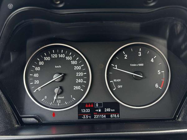 Grey BMW 118 2012 in Kaunas, with an engine capacity of 2.00 L and mileage of 231 thousand km for 5700 €, photo 8 on AUTOMOTO.COM.LV