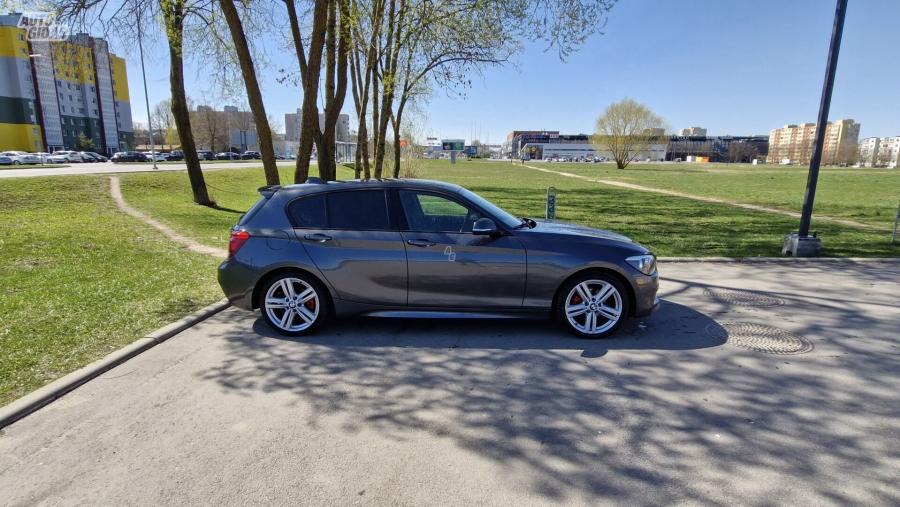 Pelēks BMW 118 2012 Šauļi, ar dzinēja tilpumu 2.00 L un nobraukumu 294 tūkst. km par 6900 €, foto 24 vietnē AUTOMOTO.COM.LV