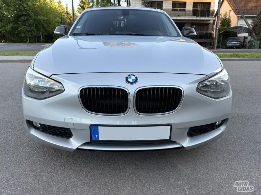 Grey BMW 118 2012 in Kaunas, with an engine capacity of 2.00 L and mileage of 230 thousand km for 5100 €, photo 6 on AUTOMOTO.COM.LV