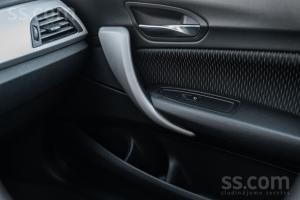 Pelēks BMW 118 2012 Rīga, ar dzinēja tilpumu 2.00 L un nobraukumu 376 tūkst. km par 4600 €, foto 10 vietnē AUTOMOTO.COM.LV
