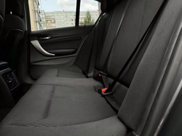Grey BMW 118 2012 in Riga, with an engine capacity of 2.00 L and mileage of 376 thousand km for 4490 €, photo 9 on AUTOMOTO.COM.LV