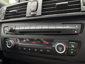 Pelēks BMW 118 2012 Rīga, ar dzinēja tilpumu 2.00 L un nobraukumu 376 tūkst. km par 4490 €, foto 20 vietnē AUTOMOTO.COM.LV