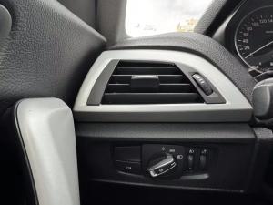 Pelēks BMW 118 2012 Rīga, ar dzinēja tilpumu 2.00 L un nobraukumu 376 tūkst. km par 4490 €, foto 23 vietnē AUTOMOTO.COM.LV