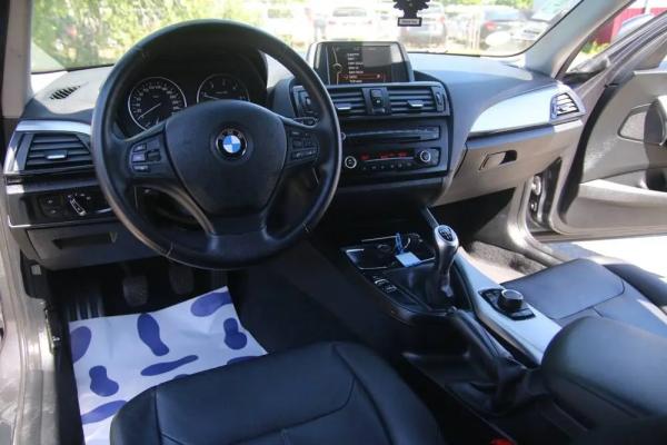 Grey BMW 118 2012 in Riga, with an engine capacity of 2.00 L and mileage of 260 thousand km for 6790 €, photo 10 on AUTOMOTO.COM.LV