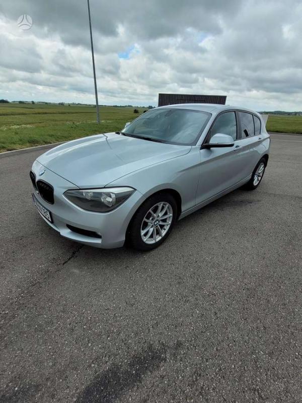 Pelēks BMW 118 2012 Kalvarija, ar dzinēja tilpumu 2.00 L un nobraukumu 300 tūkst. km par 5500 €, foto 1 vietnē AUTOMOTO.COM.LV