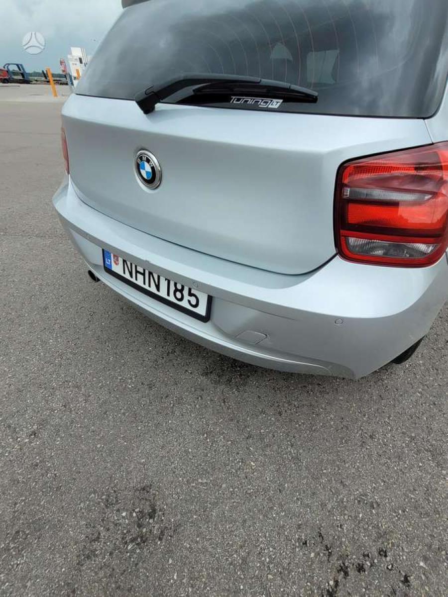 Pelēks BMW 118 2012 Kalvarija, ar dzinēja tilpumu 2.00 L un nobraukumu 300 tūkst. km par 5500 €, foto 7 vietnē AUTOMOTO.COM.LV