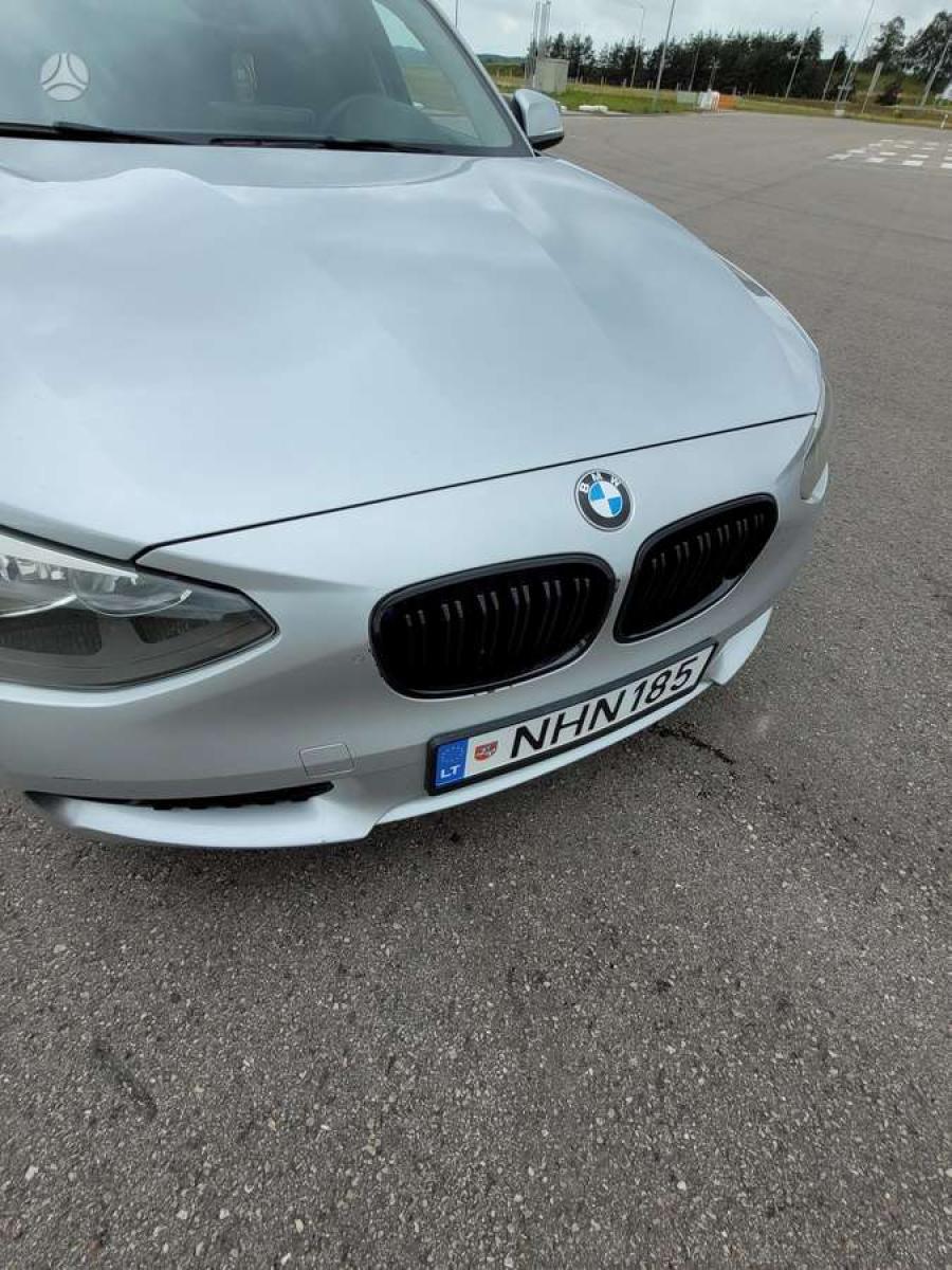 Pelēks BMW 118 2012 Kalvarija, ar dzinēja tilpumu 2.00 L un nobraukumu 300 tūkst. km par 5500 €, foto 8 vietnē AUTOMOTO.COM.LV