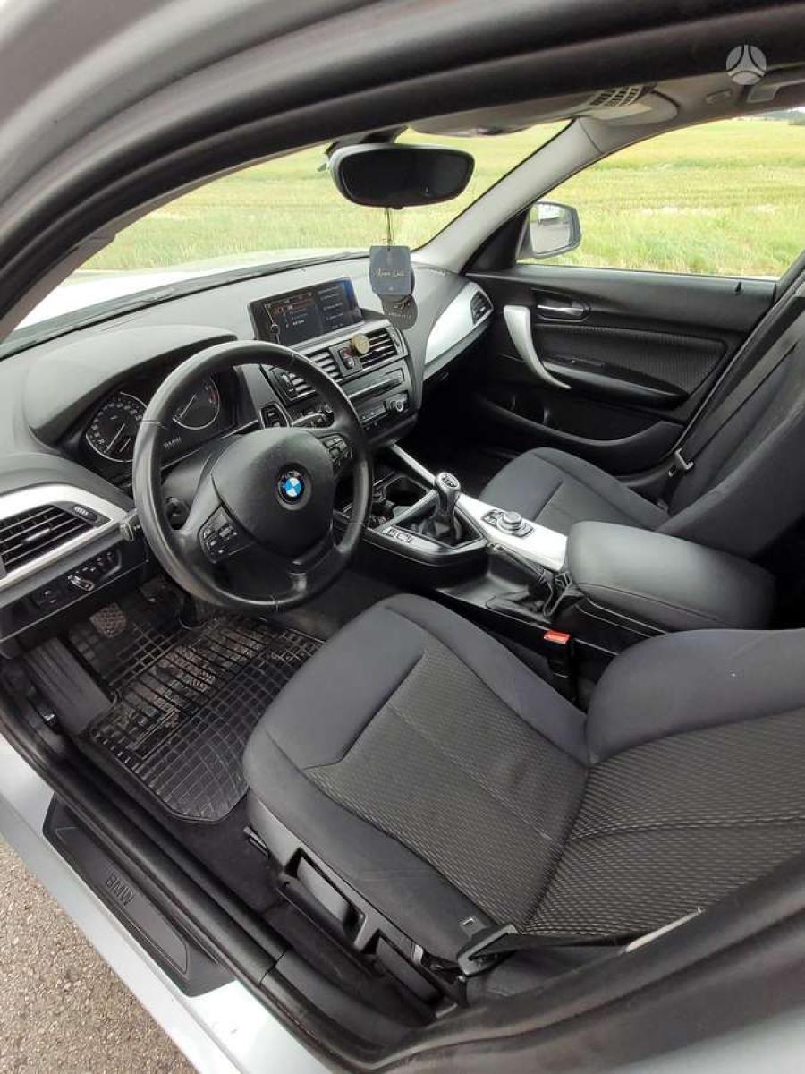 Pelēks BMW 118 2012 Kalvarija, ar dzinēja tilpumu 2.00 L un nobraukumu 300 tūkst. km par 5500 €, foto 10 vietnē AUTOMOTO.COM.LV