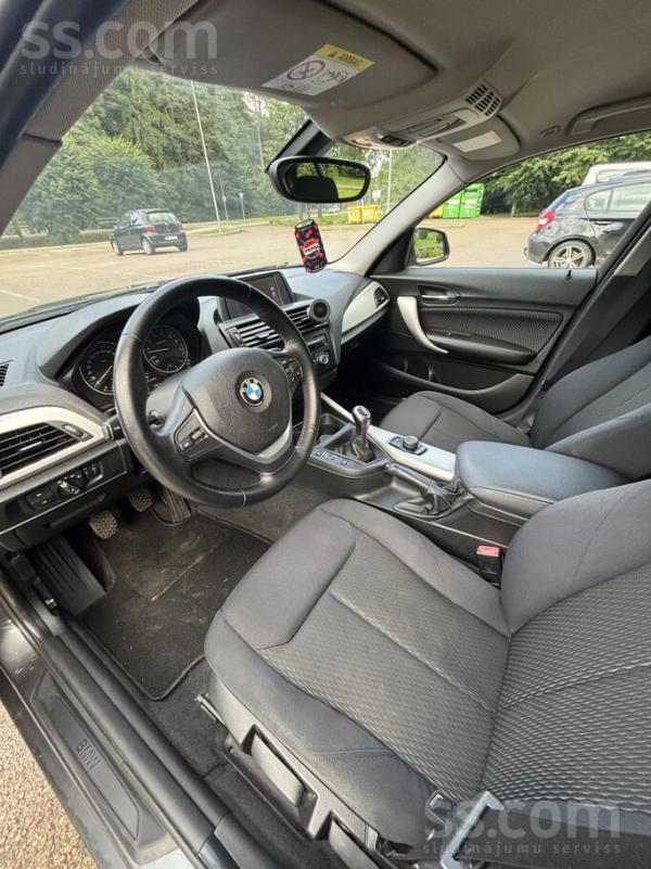Grey BMW 118 2012 in Ogre, with an engine capacity of 1.60 L and mileage of 156 thousand km for 5300 €, photo 7 on AUTOMOTO.COM.LV