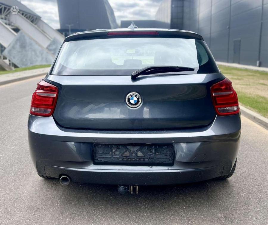 Pelēks BMW 118 2012 Viļņa, ar dzinēja tilpumu 2.00 L un nobraukumu 282 tūkst. km par 5490 €, foto 6 vietnē AUTOMOTO.COM.LV