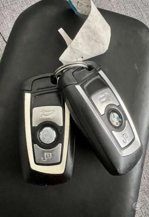 Pelēks BMW 118 2012 Viļņa, ar dzinēja tilpumu 2.00 L un nobraukumu 282 tūkst. km par 5490 €, foto 23 vietnē AUTOMOTO.COM.LV