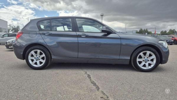 Pelēks BMW 118 2012 Marijampole, ar dzinēja tilpumu 1.60 L un nobraukumu 200 tūkst. km par 4450 €, foto 5 vietnē AUTOMOTO.COM.LV