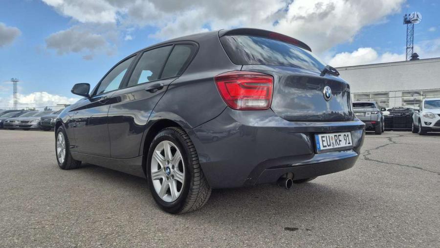 Pelēks BMW 118 2012 Marijampole, ar dzinēja tilpumu 1.60 L un nobraukumu 200 tūkst. km par 4450 €, foto 8 vietnē AUTOMOTO.COM.LV