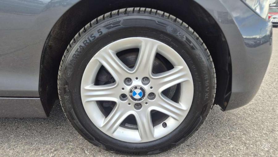 Pelēks BMW 118 2012 Marijampole, ar dzinēja tilpumu 1.60 L un nobraukumu 200 tūkst. km par 4450 €, foto 22 vietnē AUTOMOTO.COM.LV