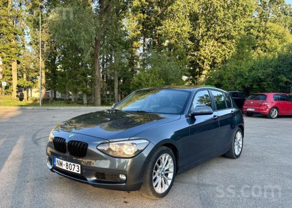 Pelēks BMW 118 2012 Ogre, ar dzinēja tilpumu 1.60 L un nobraukumu 157 tūkst. km par 5200 €, foto 3 vietnē AUTOMOTO.COM.LV