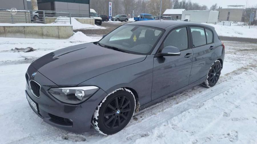 Pelēks BMW 118 2013 Kauņa, ar dzinēja tilpumu 2.00 L un nobraukumu 269 tūkst. km par 5500 €, foto 4 vietnē AUTOMOTO.COM.LV