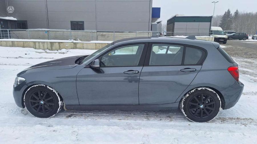 Pelēks BMW 118 2013 Kauņa, ar dzinēja tilpumu 2.00 L un nobraukumu 269 tūkst. km par 5500 €, foto 6 vietnē AUTOMOTO.COM.LV