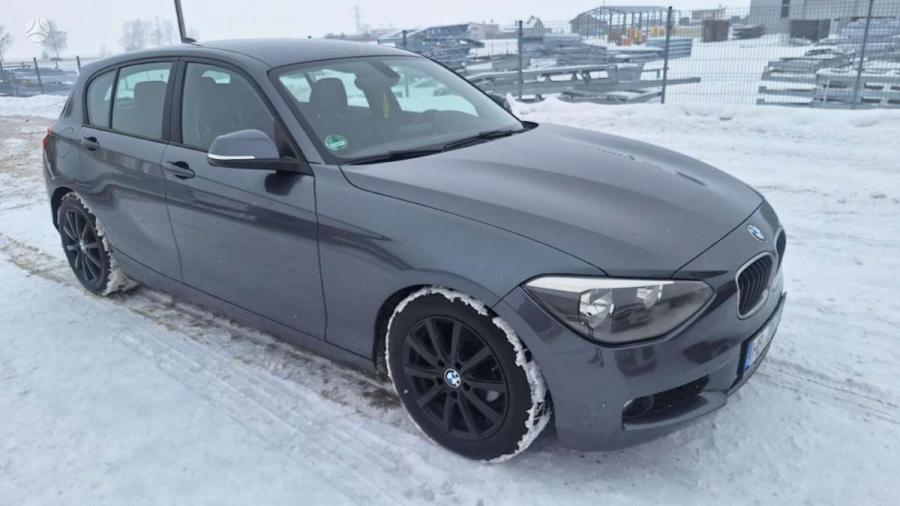 Pelēks BMW 118 2013 Kauņa, ar dzinēja tilpumu 2.00 L un nobraukumu 269 tūkst. km par 5500 €, foto 16 vietnē AUTOMOTO.COM.LV