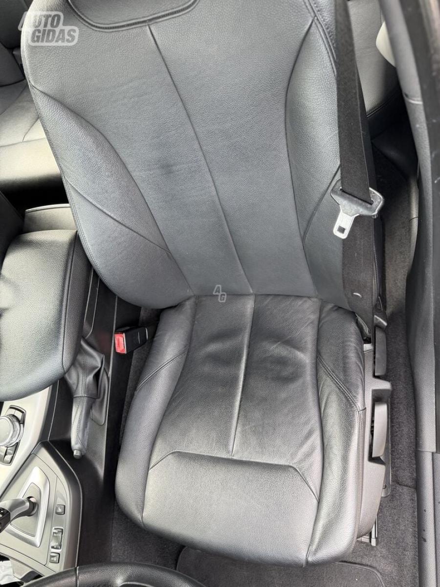 Grey BMW 118 2013 in Kaunas, with an engine capacity of 2.00 L and mileage of 291 thousand km for 4900 €, photo 12 on AUTOMOTO.COM.LV
