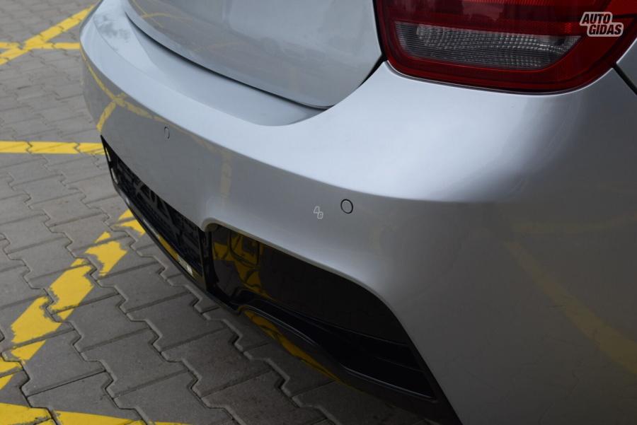 Grey BMW 118 2013 in Vilnius, with an engine capacity of 2.00 L and mileage of 212 thousand km for 6400 €, photo 8 on AUTOMOTO.COM.LV