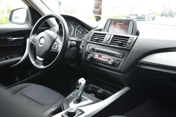 Pelēks BMW 118 2013 Viļņa, ar dzinēja tilpumu 2.00 L un nobraukumu 212 tūkst. km par 6400 €, foto 10 vietnē AUTOMOTO.COM.LV
