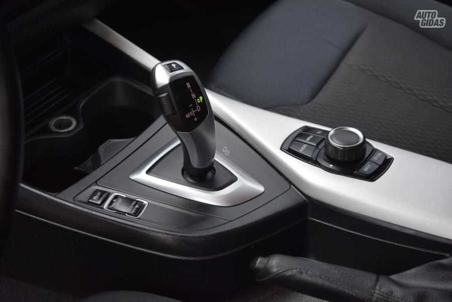 Grey BMW 118 2013 in Vilnius, with an engine capacity of 2.00 L and mileage of 212 thousand km for 6400 €, photo 14 on AUTOMOTO.COM.LV