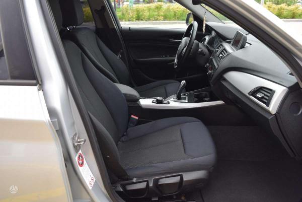 Grey BMW 118 2013 in Vilnius, with an engine capacity of 2.00 L and mileage of 212 thousand km for 6400 €, photo 9 on AUTOMOTO.COM.LV