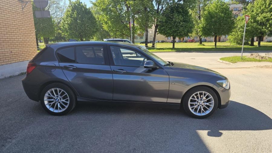 Pelēks BMW 118 2014 Rīga, ar dzinēja tilpumu 2.00 L un nobraukumu 187 tūkst. km par 9950 €, foto 6 vietnē AUTOMOTO.COM.LV
