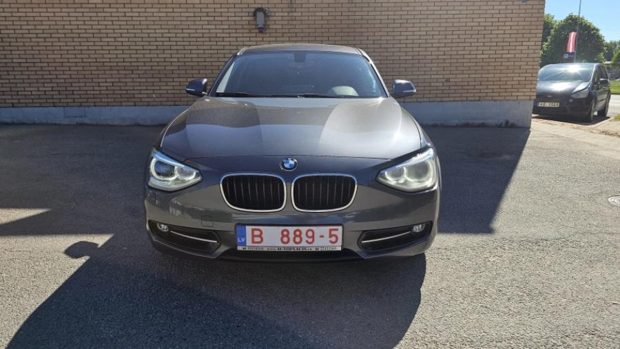 Pelēks BMW 118 2014 Rīga, ar dzinēja tilpumu 2.00 L un nobraukumu 187 tūkst. km par 9950 €, foto 16 vietnē AUTOMOTO.COM.LV