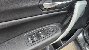 Pelēks BMW 118 2014 Rīga, ar dzinēja tilpumu 2.00 L un nobraukumu 187 tūkst. km par 9950 €, foto 33 vietnē AUTOMOTO.COM.LV
