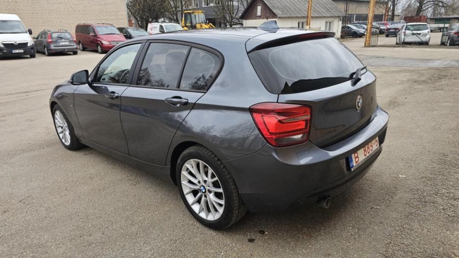 Pelēks BMW 118 2014 Rīga, ar dzinēja tilpumu 2.00 L un nobraukumu 187 tūkst. km par 9950 €, foto 51 vietnē AUTOMOTO.COM.LV