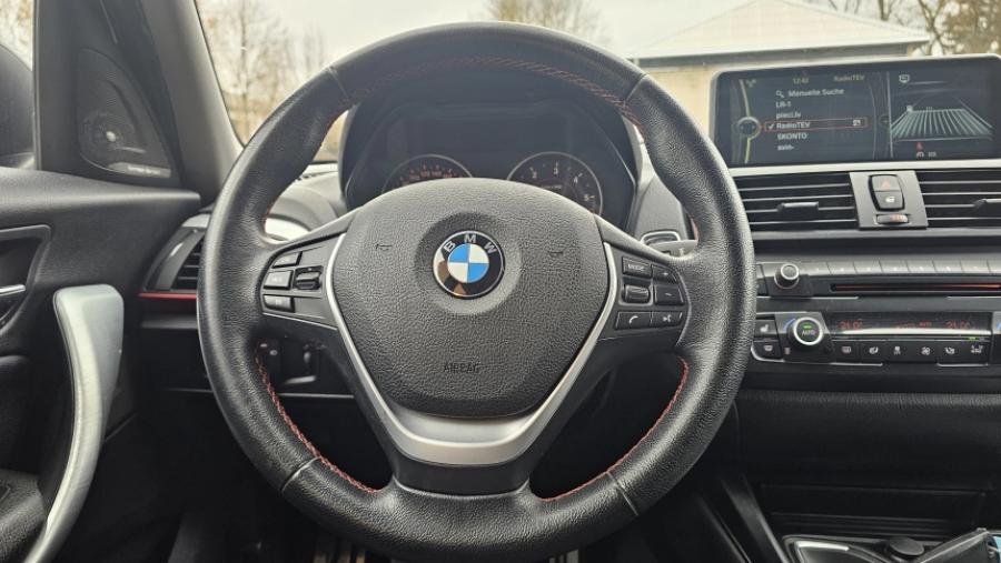 Pelēks BMW 118 2014 Rīga, ar dzinēja tilpumu 2.00 L un nobraukumu 187 tūkst. km par 9950 €, foto 14 vietnē AUTOMOTO.COM.LV