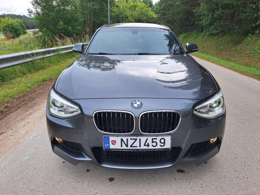 Grey BMW 118 2014 in Vilnius, with an engine capacity of 2.00 L and mileage of 123 thousand km for 8999 €, photo 4 on AUTOMOTO.COM.LV