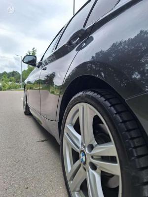 Grey BMW 118 2014 in Vilnius, with an engine capacity of 2.00 L and mileage of 123 thousand km for 8999 €, photo 14 on AUTOMOTO.COM.LV