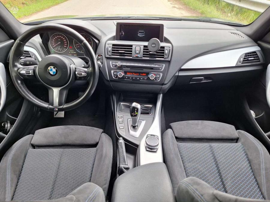 Grey BMW 118 2014 in Vilnius, with an engine capacity of 2.00 L and mileage of 123 thousand km for 8999 €, photo 16 on AUTOMOTO.COM.LV