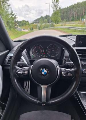 Grey BMW 118 2014 in Vilnius, with an engine capacity of 2.00 L and mileage of 123 thousand km for 8999 €, photo 22 on AUTOMOTO.COM.LV