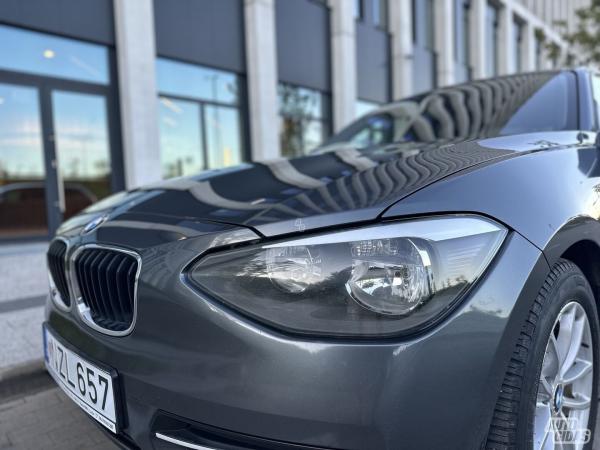 Pelēks BMW 118 2014 Viļņa, ar dzinēja tilpumu 2.00 L un nobraukumu 280 tūkst. km par 4900 €, foto 7 vietnē AUTOMOTO.COM.LV