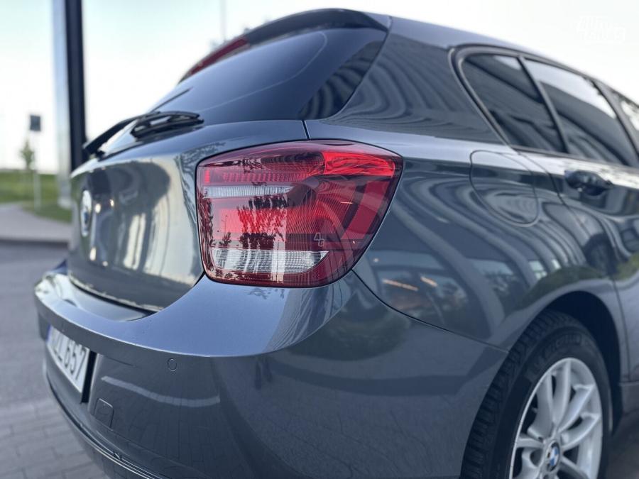 Pelēks BMW 118 2014 Viļņa, ar dzinēja tilpumu 2.00 L un nobraukumu 280 tūkst. km par 4900 €, foto 9 vietnē AUTOMOTO.COM.LV