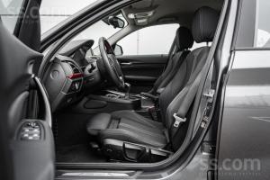 Grey BMW 118 2015 in Riga, with an engine capacity of 1.60 L and mileage of 169 thousand km for 8450 €, photo 11 on AUTOMOTO.COM.LV