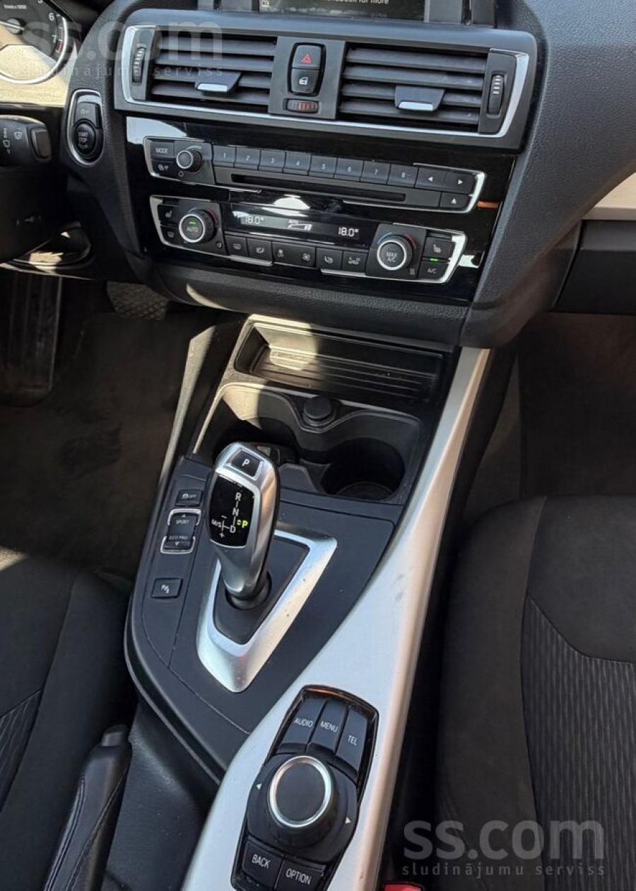 Pelēks BMW 118 2016 Rīga, ar dzinēja tilpumu 1.50 L un nobraukumu 119 tūkst. km par 8400 €, foto 10 vietnē AUTOMOTO.COM.LV